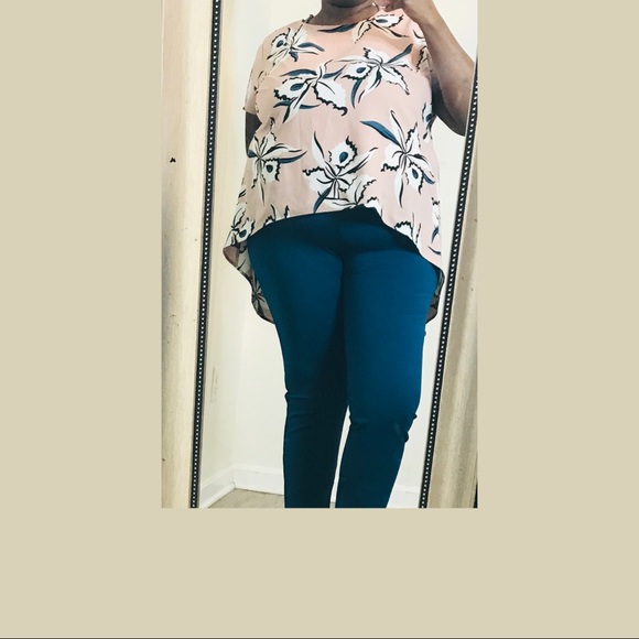 Alice & You | Tops | 2x Alice You Floral Split Top Plus Size | Poshmark